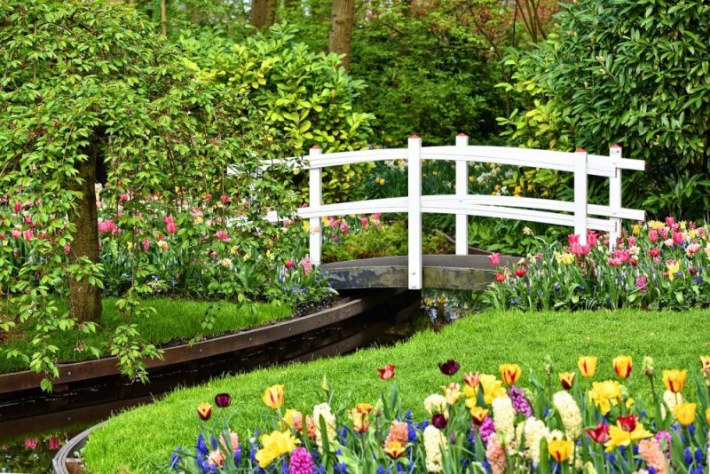 Landscape Design Flower Beds | Landscape Ideas